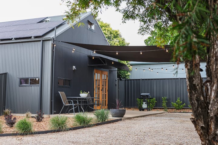 Loft Apartment In Mudgee- Luxe Loft - Mudgee