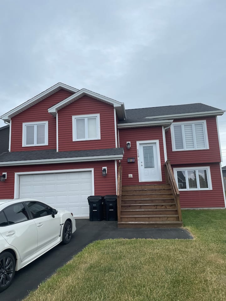 New House In Family Neighborhood - Paradise