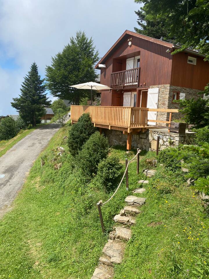 Le Chalet De La Family à Guzet, 8 Places - Guzet-Neige