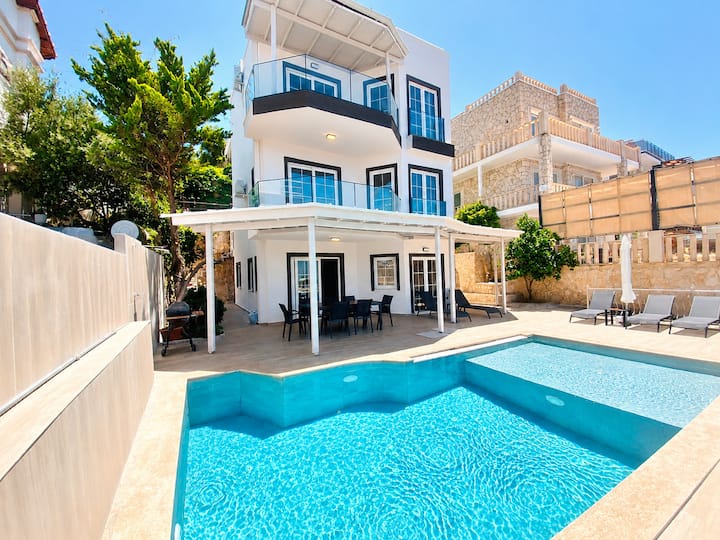 Villa Marley, Sea View, 4 Bedroom Private Pool - Kalkan