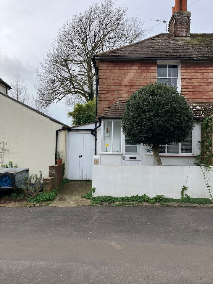 Cosy Country Cottage: Walks, Peace, Wild Swims - Seaford