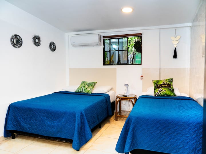 Charlys Place 6 In San Benito - San Salvador