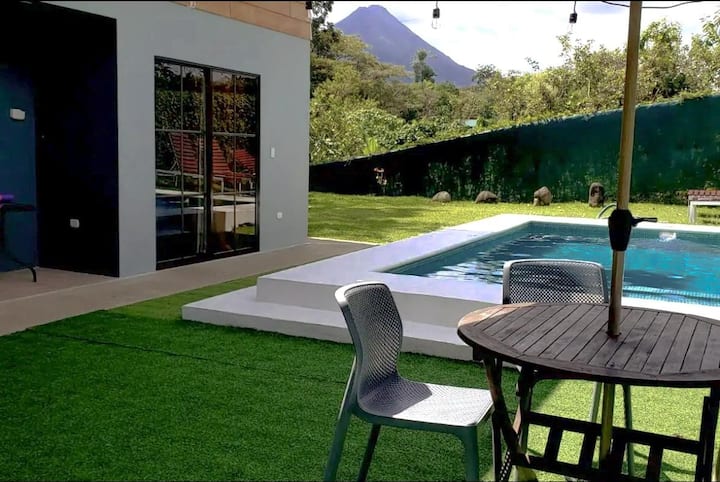 Villa Perezosa (Sloth) - La Fortuna