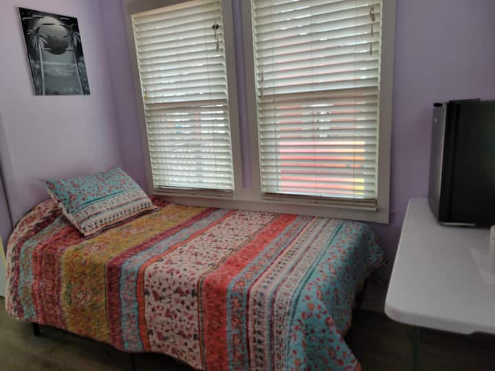 Downtown, Ocean City Maryland, Private Room, - Ocean City, MD