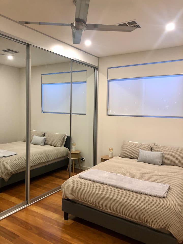 Modbury - Private Large Room In A Shared Home - Adelaide