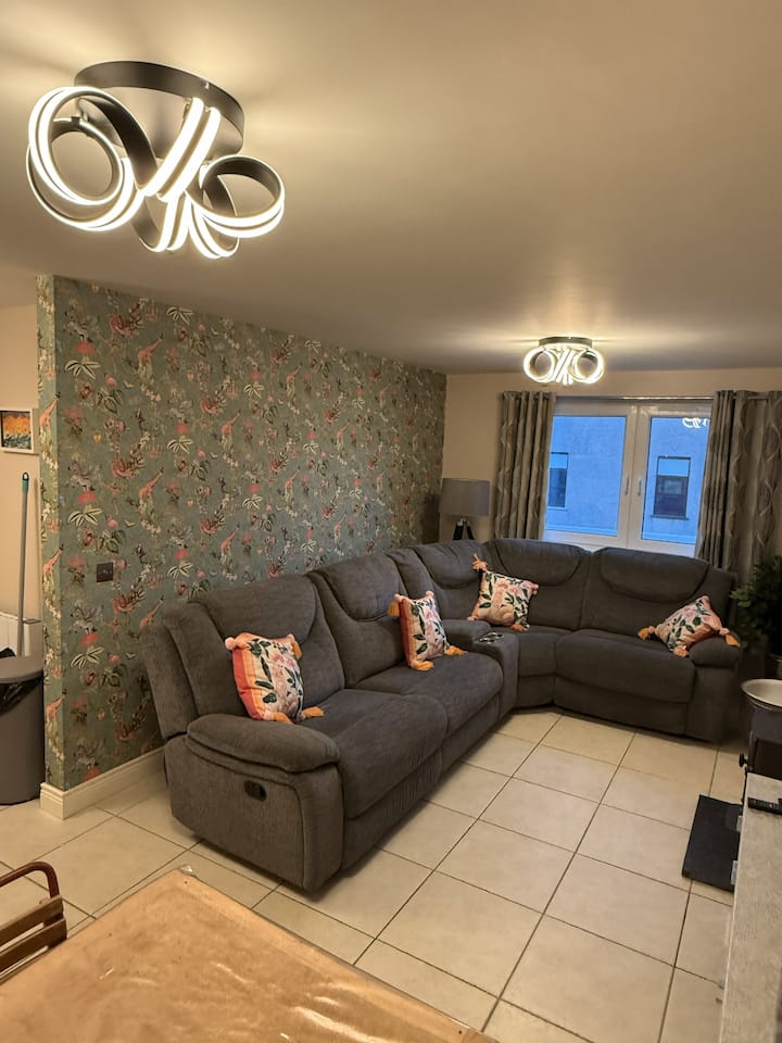 5 Min Walk To Portstewart Promenade, 2 Bedroom Apt - キャッスルロック