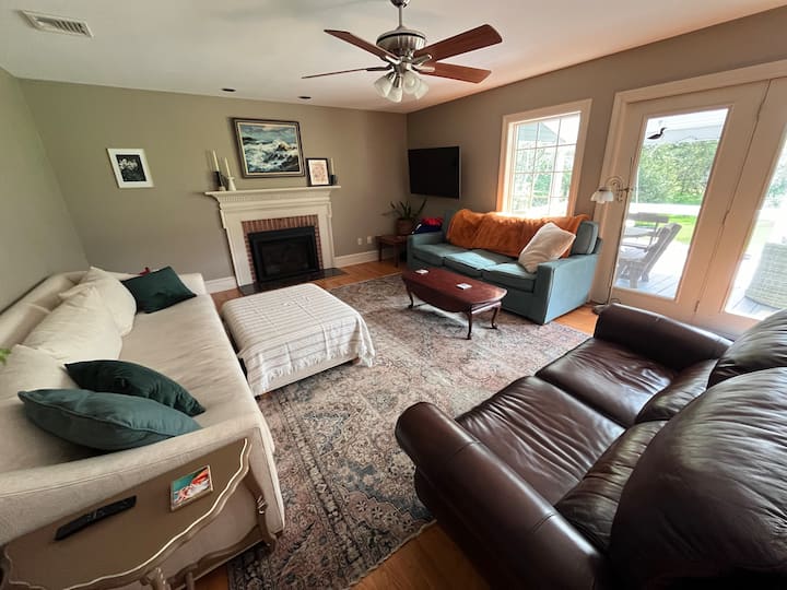 Spacious And Clean, 6 Bedrooms - Greenwood Furnace State Park, Huntingdon