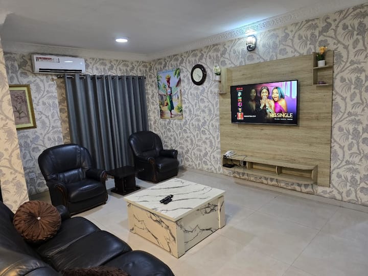 2 Bdr Wit Massive Sitting Rm & Bedrooms 24/7 Power - Lagos, Nigeria