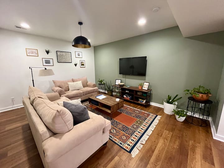 Belmont Private Suite, 1/2 Mile To Downtown Mall - Charlottesville, VA