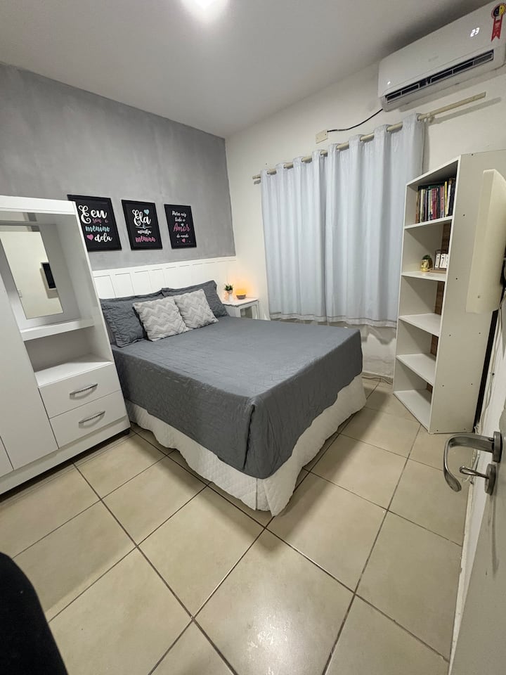 Apartamento Inteiro E Quarto Climatizado. - Fortaleza