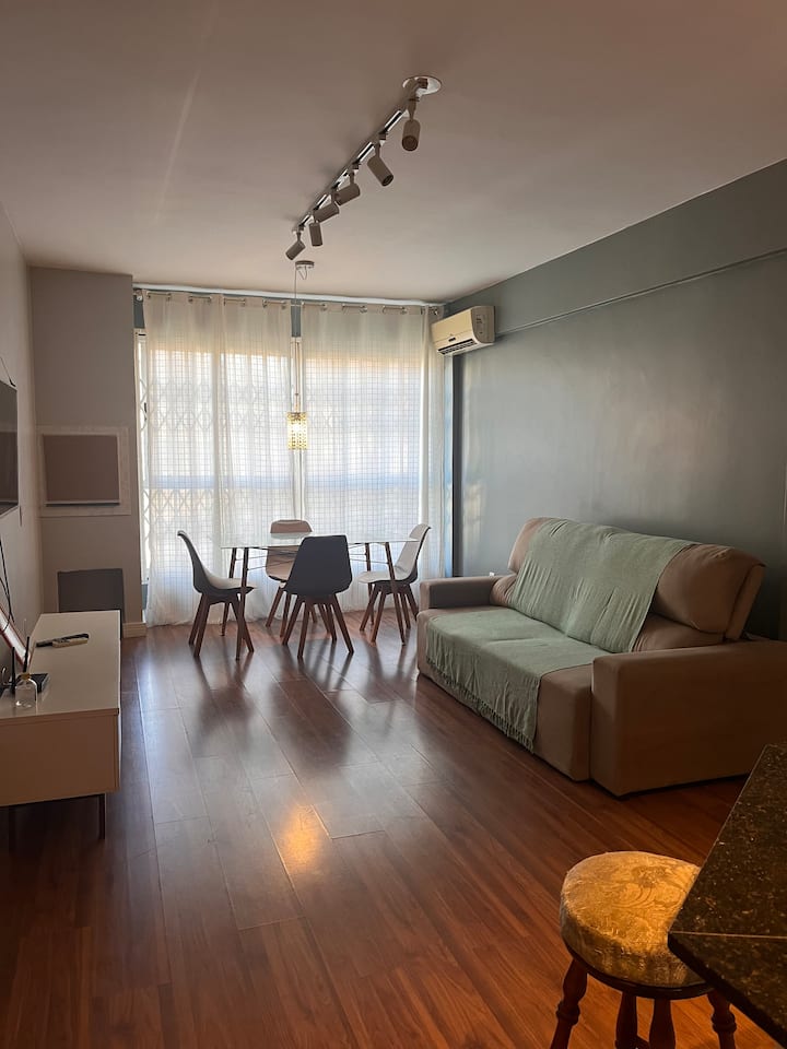 Amplo Apartamento Na Zona Sul De Porto Alegre - Porto Alegre