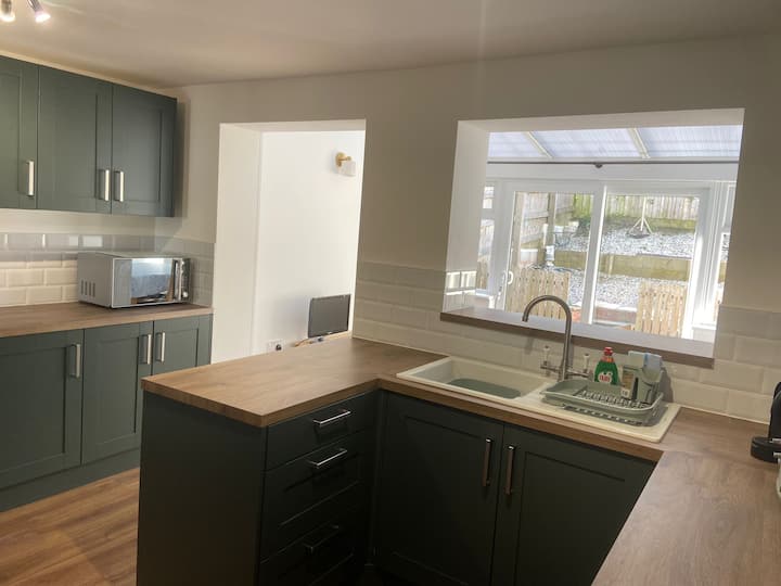 April Cottage - Sidmouth