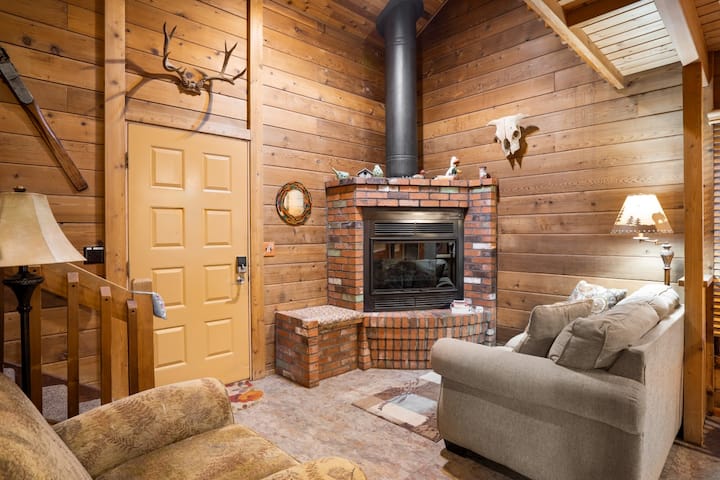 Morning Glory - Rustic Cabin In Oak Creek Canyon - Oak Creek Canyon, AZ