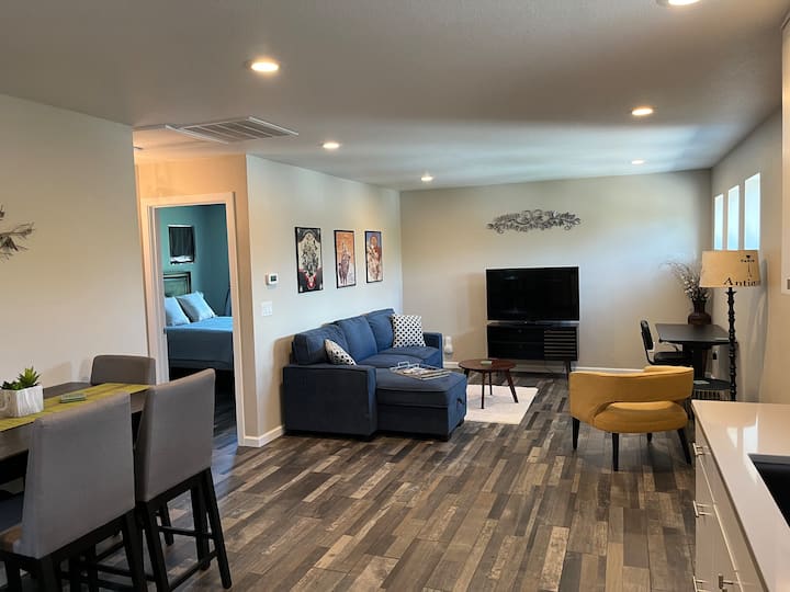 Modern Loft On Quiet Avenue - Only Steps To Cfd! - Cheyenne, WY