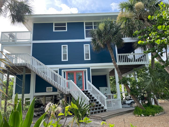 Private Beach House 2 Golf Carts Pets Decks Views - Sanibel Island, FL