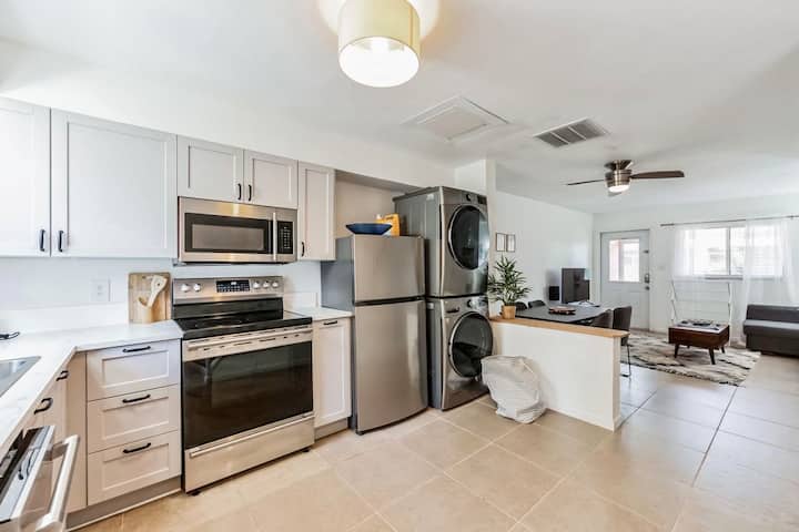 Cozy Coastal Escape. Close To Fmb And Sanibel - Sanibel Island, FL