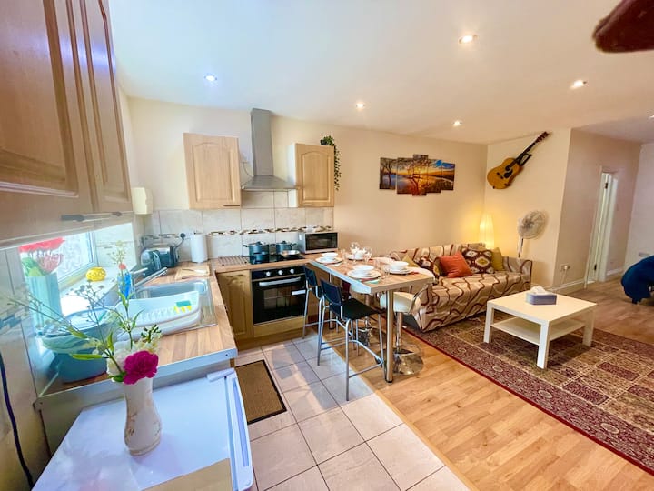 Large Garden Studio In London - Chingford