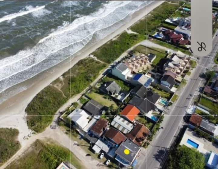 Quarto Com Bwc Próximo Ao Mar - Guaratuba