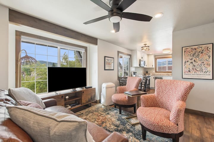 Whitefish Condo, Downtown, Minutes From Activities - 冰川國家公園
