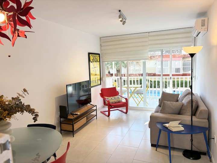 Aires De Verano: Apto Moderno, Piscina Y Playa - Puzol