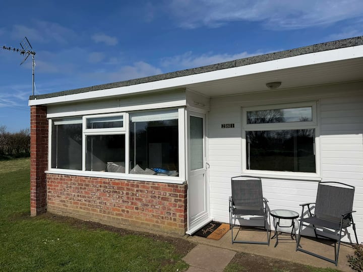 Perfect Location - The "Little House" - Caister-on-Sea