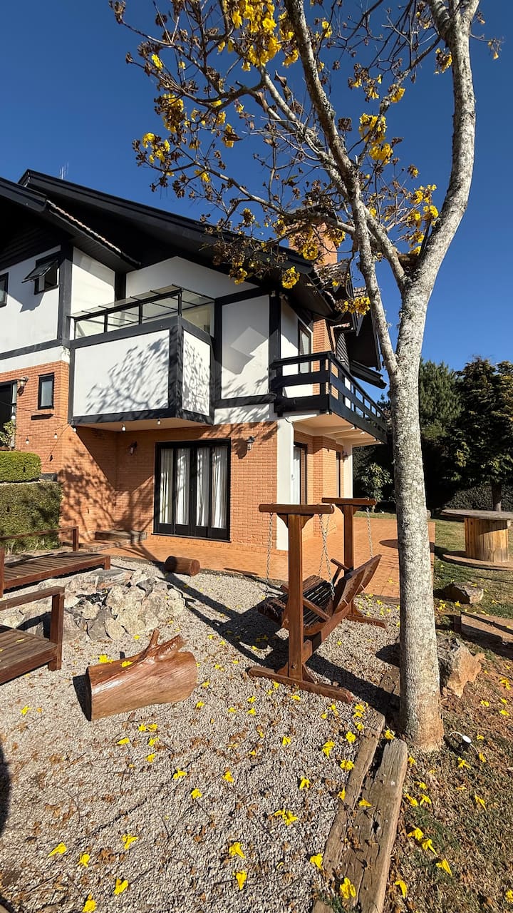 Casa Família Na Montanha - Campos do Jordão