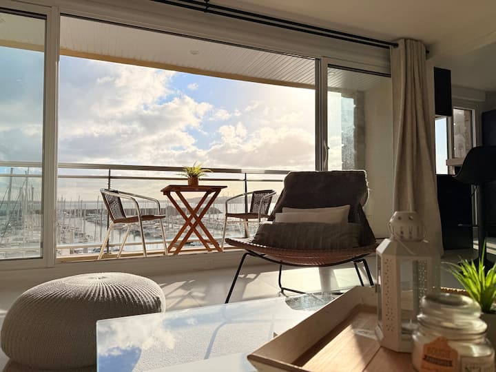 Appt 80m² Vue Mer Panoramique
3 Chambres - Wifi - Saint-Cast-le-Guildo