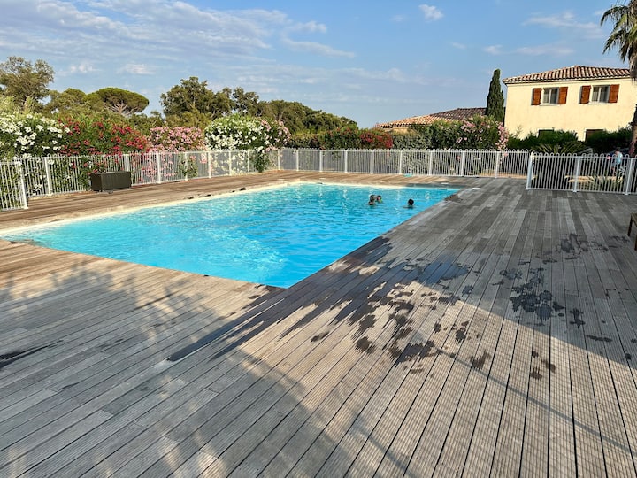 Plage De Pinarello à Pied, Piscine, Climatisation - Plage de Pinarellu