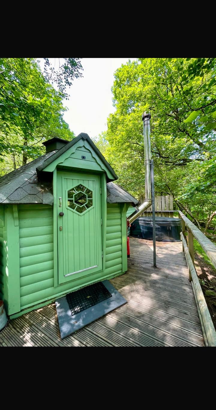 Treetop House With Private Hot Tub - Barmouth