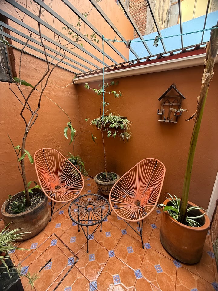 Small House In Centric Neighborhood El Santuario - Guadalajara, Jalisco, Mexique