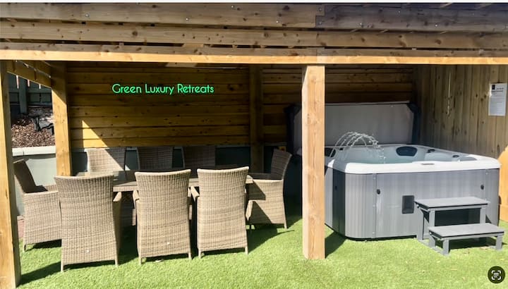 Green Luxury Retreats, Memory Lane. 18 Guests. - Omagh