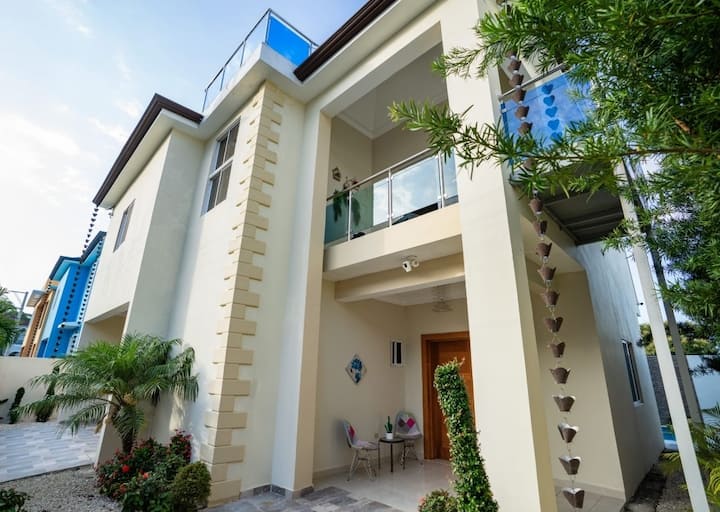 Villa With Pool/rooftop/ac/wifi/safe Area/bbq - Puerto Plata