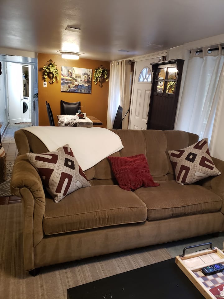 7 Mins To Seatac Airport Hottub Ev Charger Private - Burien, WA