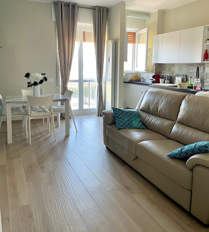 My Blue Home • 1.5 Km Humanitas Rozzano - Assago