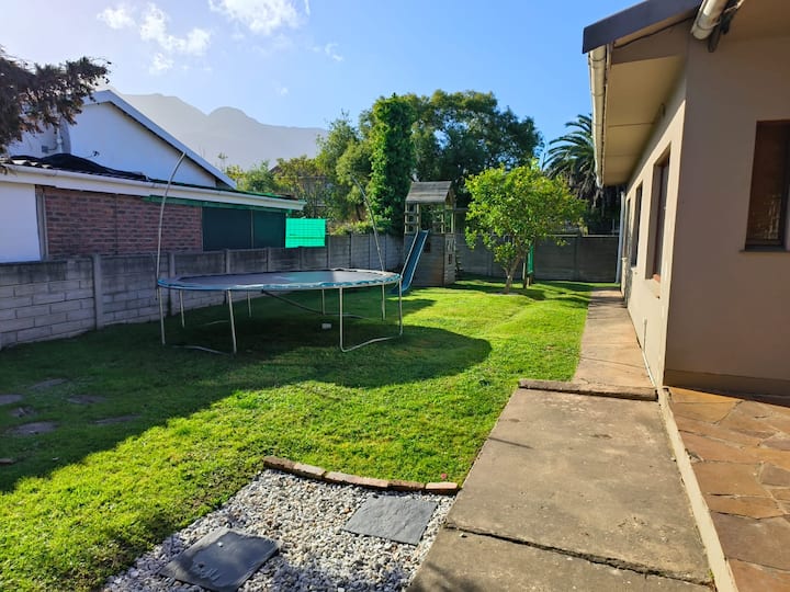 Family-friendly House In George - Zuid-Afrika