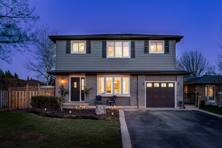 The Parker Place • Birchview - Milton