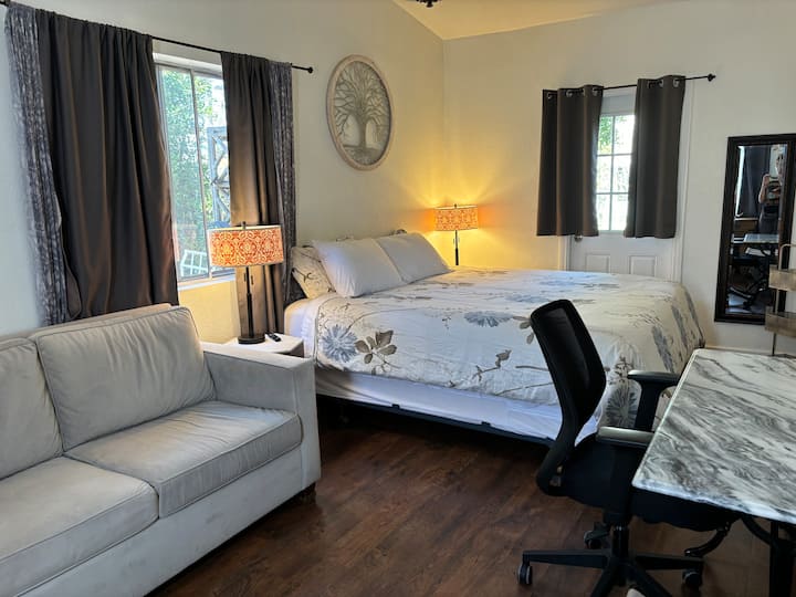 Sweet Spot In Culver City - Culver City