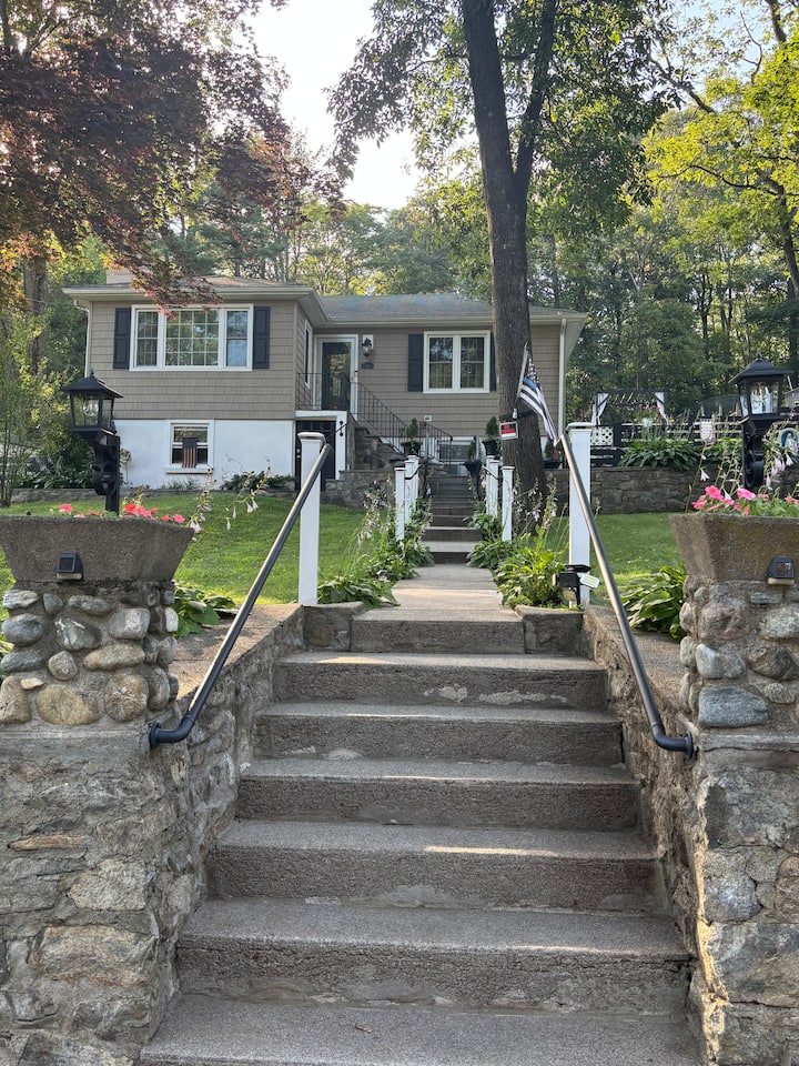 House On The Hill - Peekskill, NY