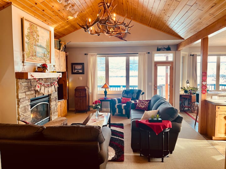 Bluebird Bungalow - Idaho