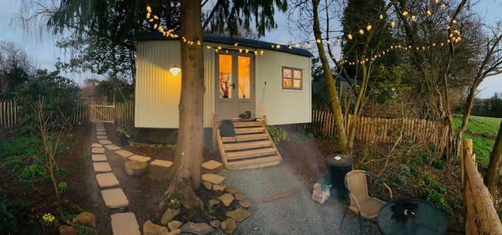 Cosy Shepherd's Hut Retreat In Rural Shropshire - Bridgnorth