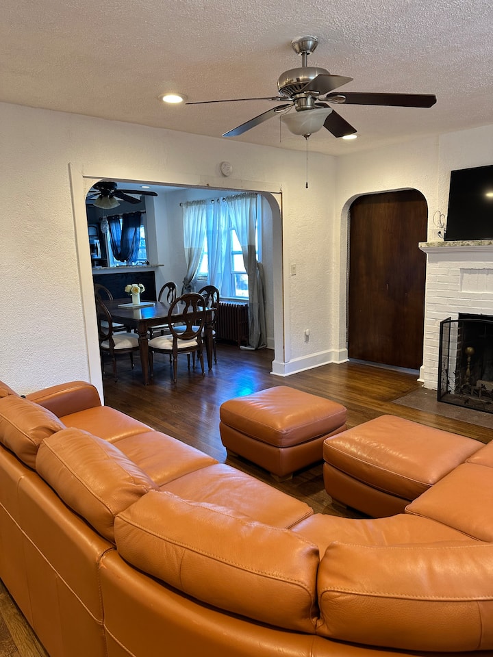 Bright, Sunny Apartment - Desirable Neigbhorhood - Stamford, CT