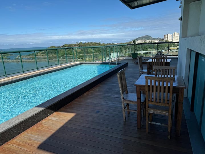 Porção Do Paraíso Com Mar Ao Alcance Dos Olhos - State of Espírito Santo