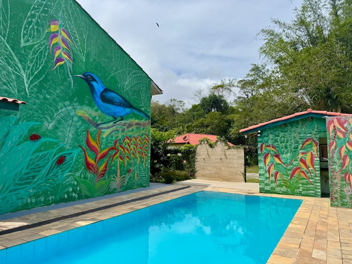 Suite Para Casal Com Cozinha, Ar Condicionado E Tv - São Sebastião