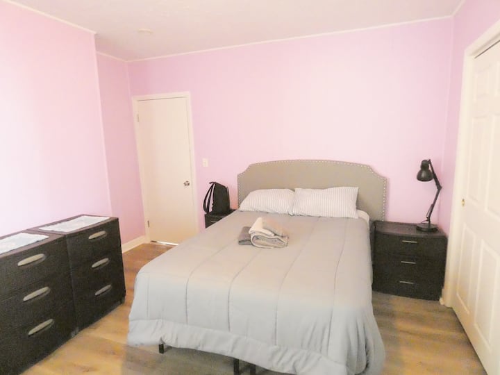 Cambridgeport Upper 1st Floor Cherry 2-room Studio - Cambridge, MA
