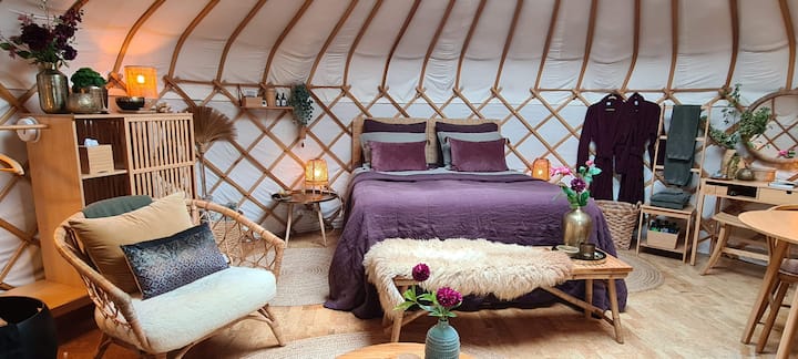 Luxurious, Cosy And Colorful Yurt In Nature - Zutphen