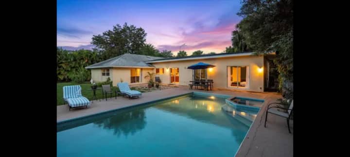 Waterfront Island Home W/private Pool & Boat Dock! - Vero Beach, FL