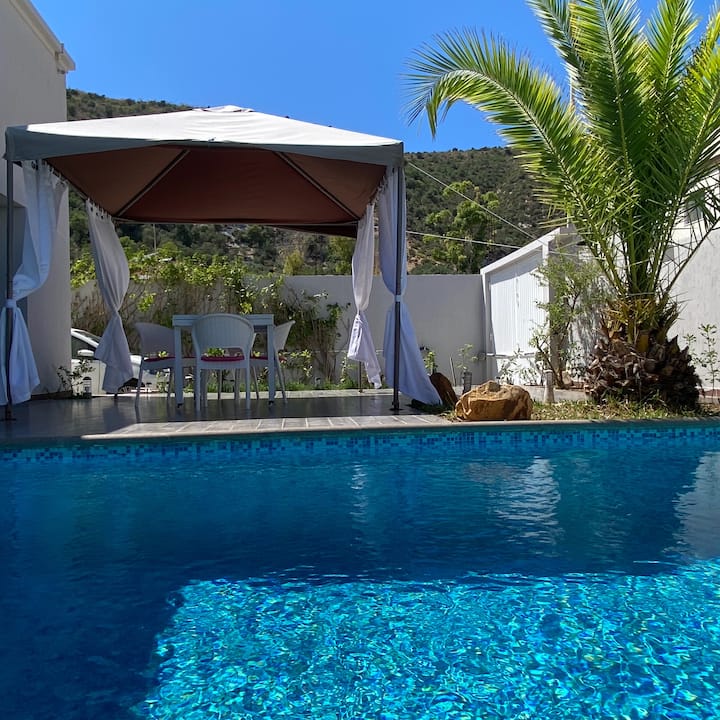 Villa Deluxe, Pool, Spacious Garden, Mountain View - Tunisia