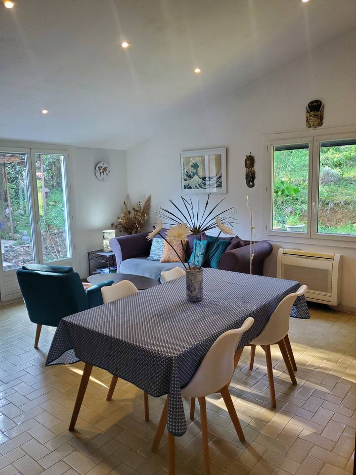 Jolie Maison Sous Les Pins - Bagnols-sur-Cèze