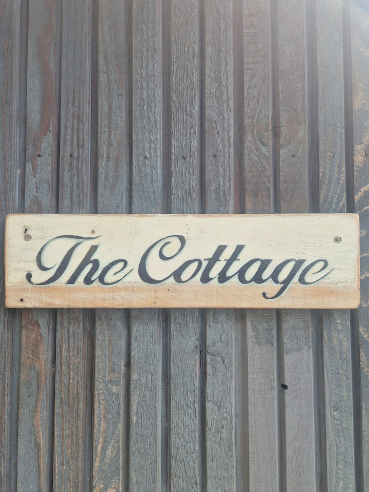 Cosy Retro Cottage - Queenstown