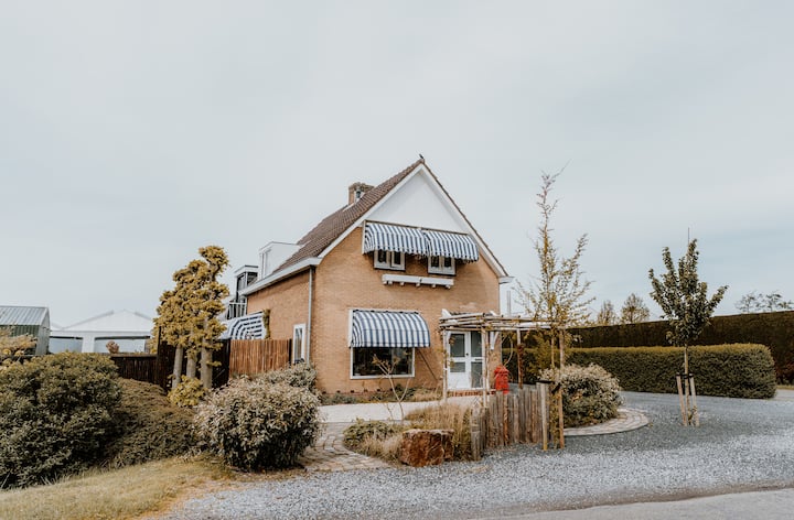 Family House* Sunny Garden (1300m2) *15 Min Beach - Beverwijk